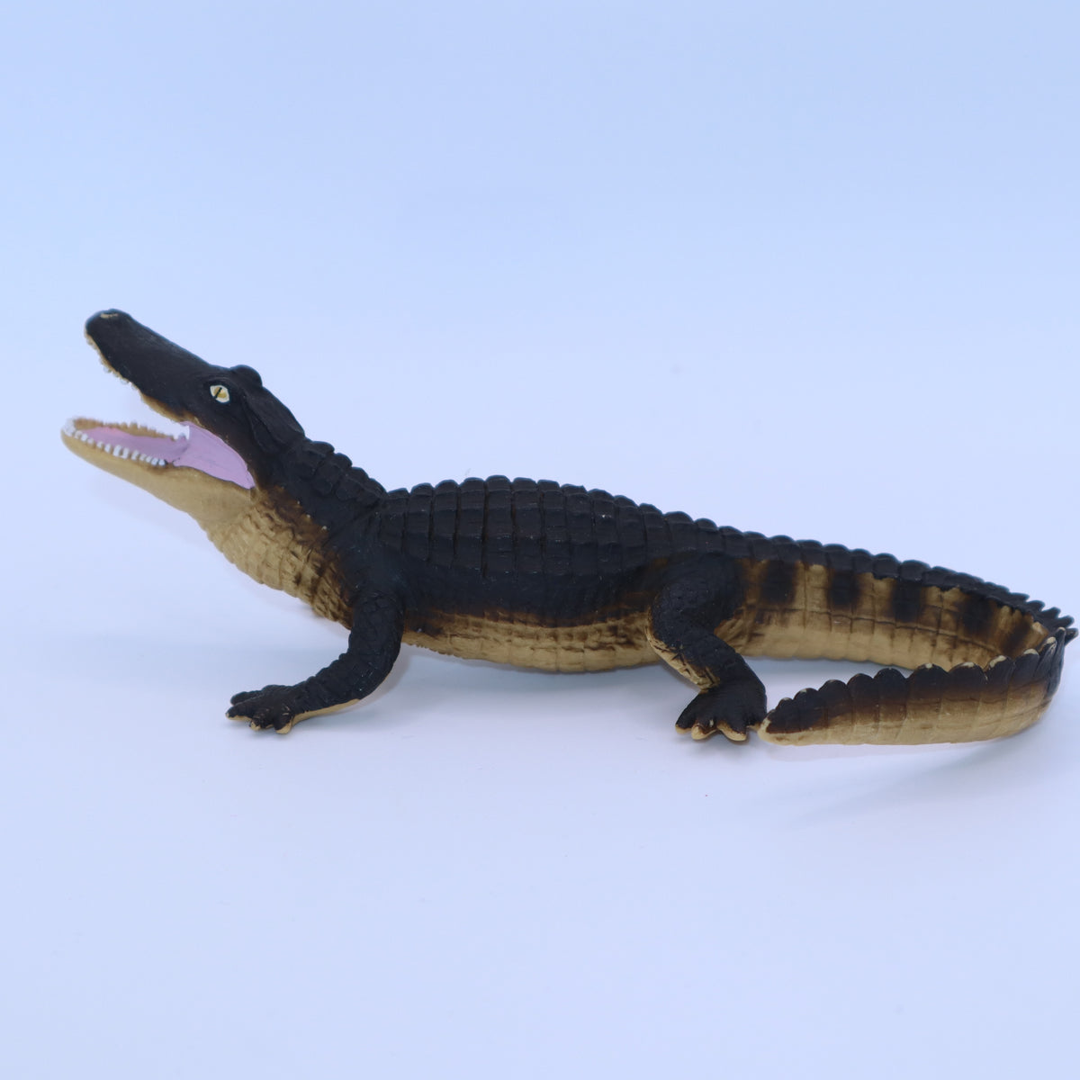 Safari Ltd Alligator – geekedouttoys
