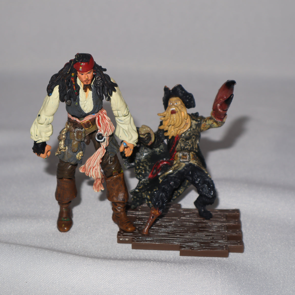 Disney Pirates of the Caribbean Jack Sparrow & Davy Jones – geekedouttoys