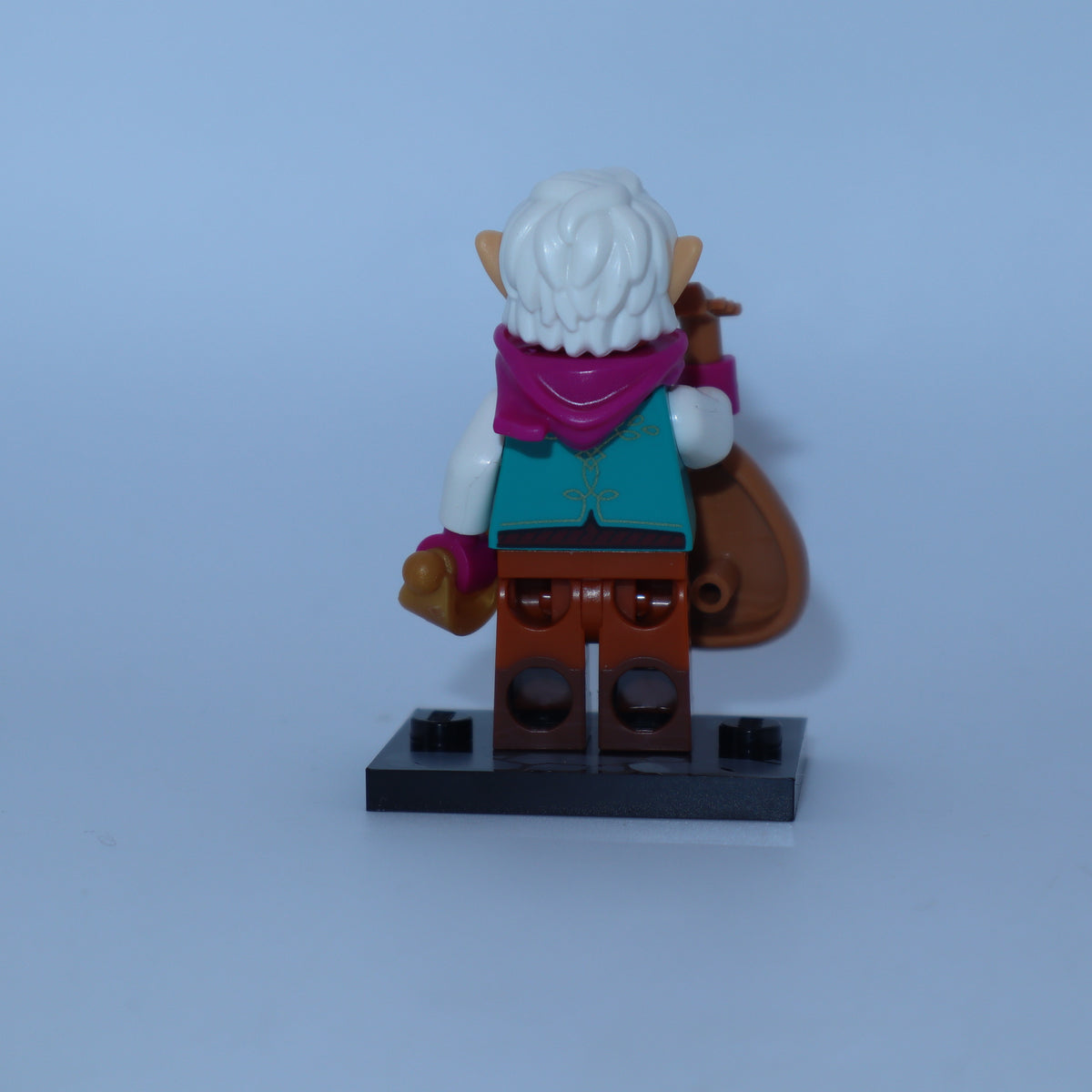 Lego Dungeons & Dragons Elf Bard minifigure – geekedouttoys